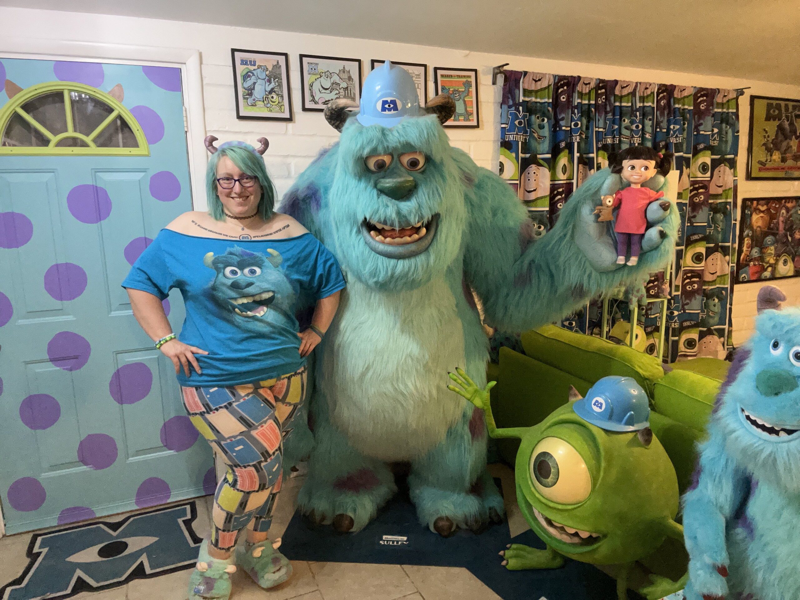 Woman spends thousands transforming entire home into Monsters Inc ...