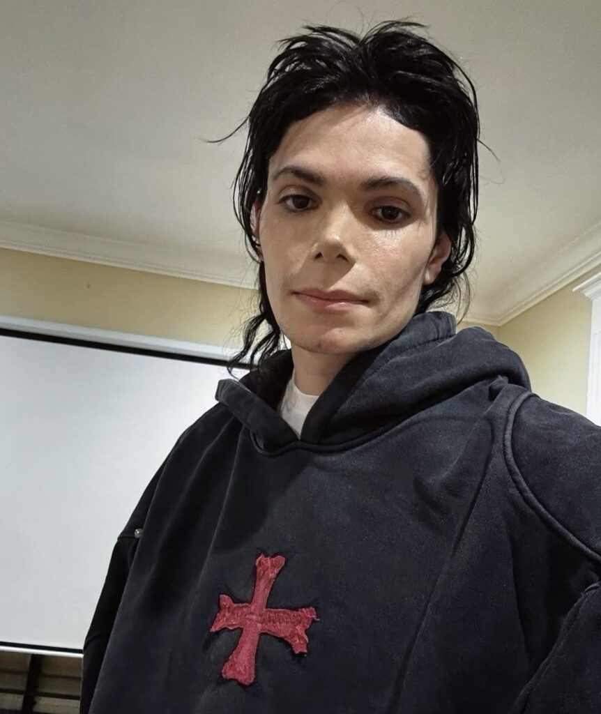 Renowned Michael Jackson lookalike urges biopic to include allegations ...
